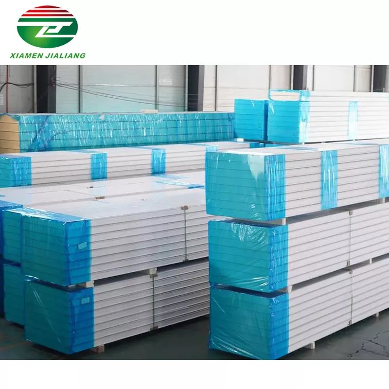 Effortless Installation of High-Density PIR Panels for Cold Rooms