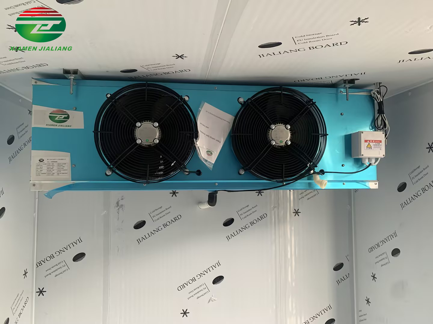 Intelligent monitoring cold storage