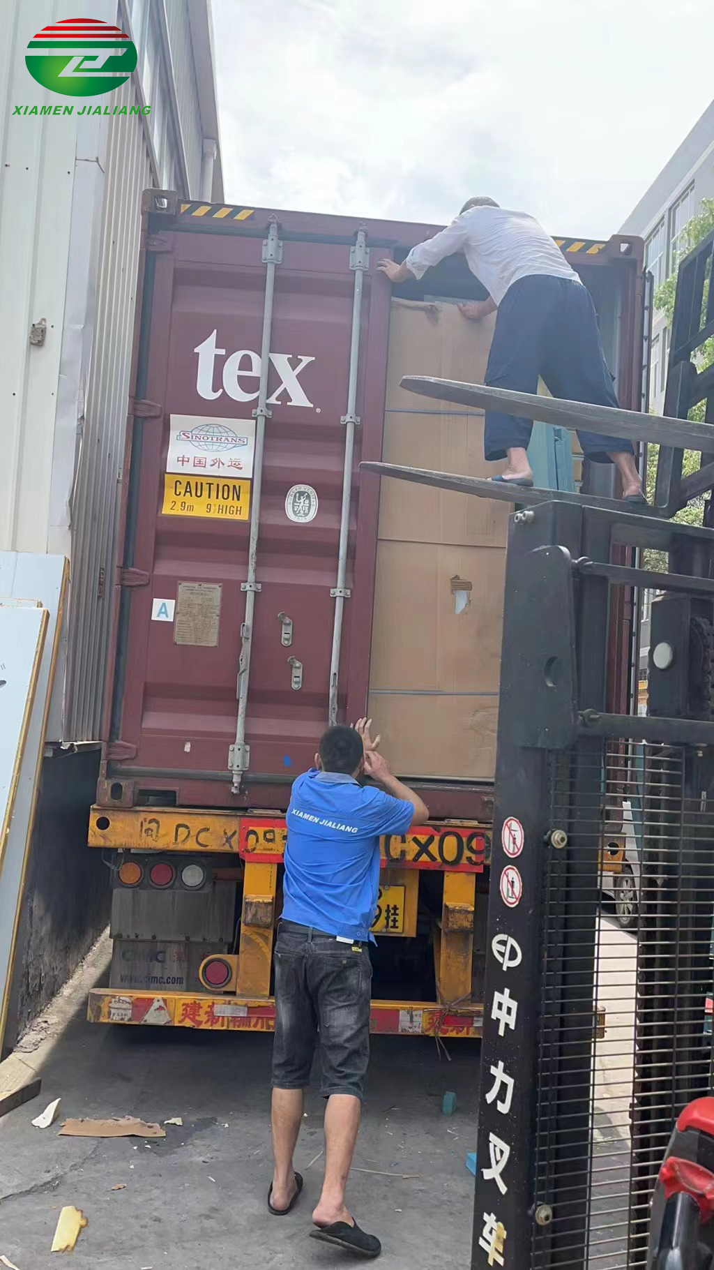 Safe and reliable container cold storage