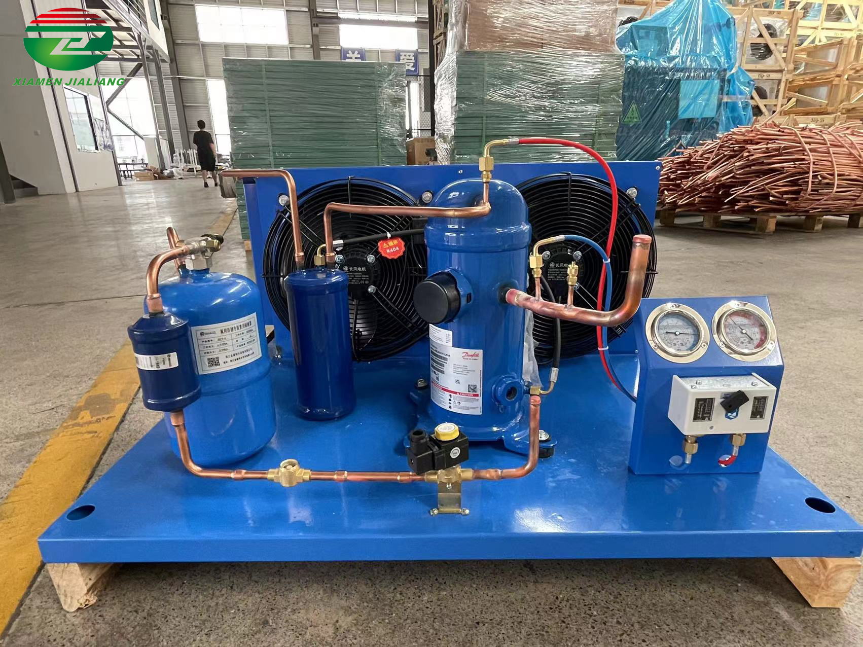 Easy Maintenance Condensing Unit