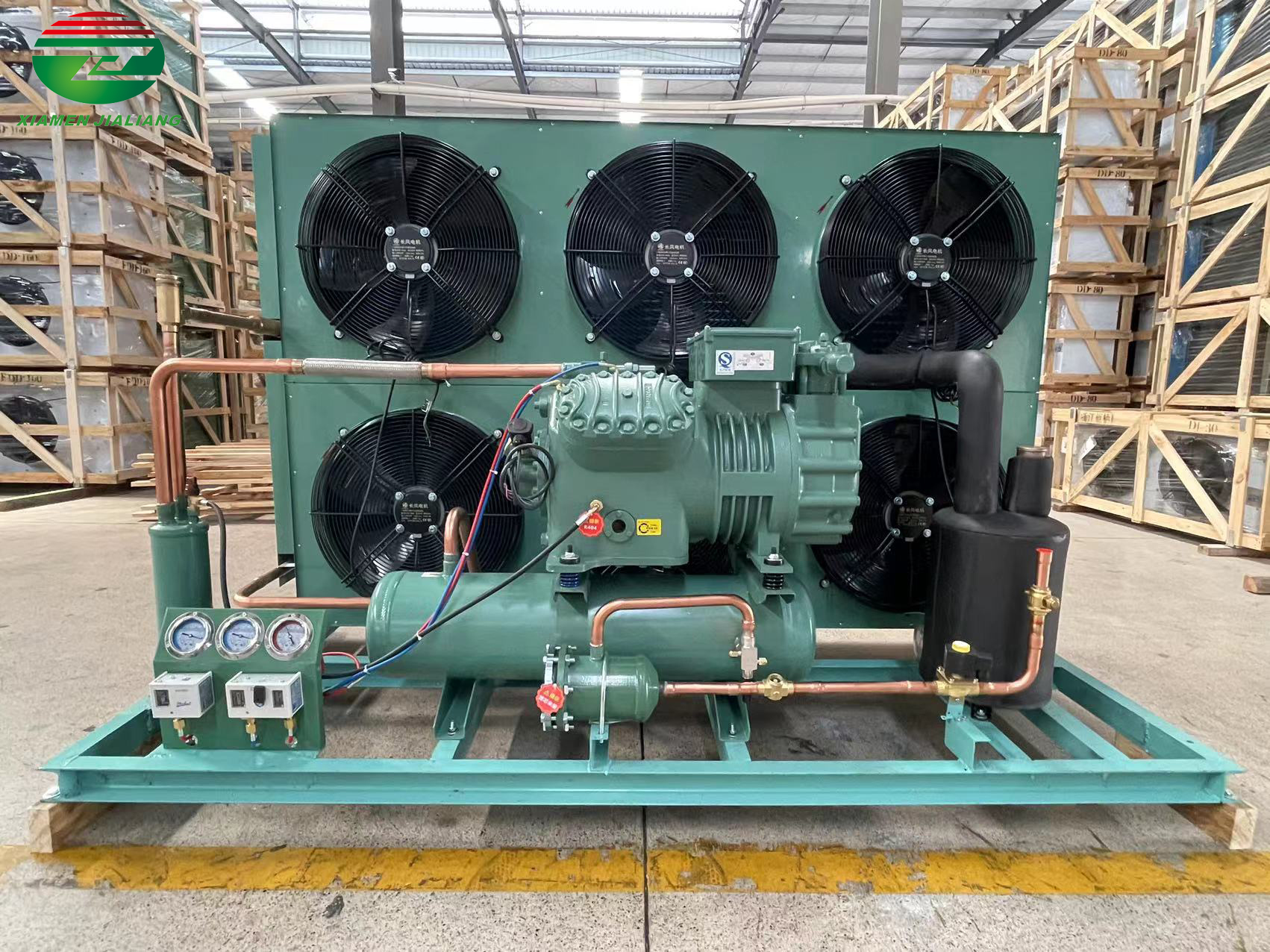 Intelligent cooling water circulating unit