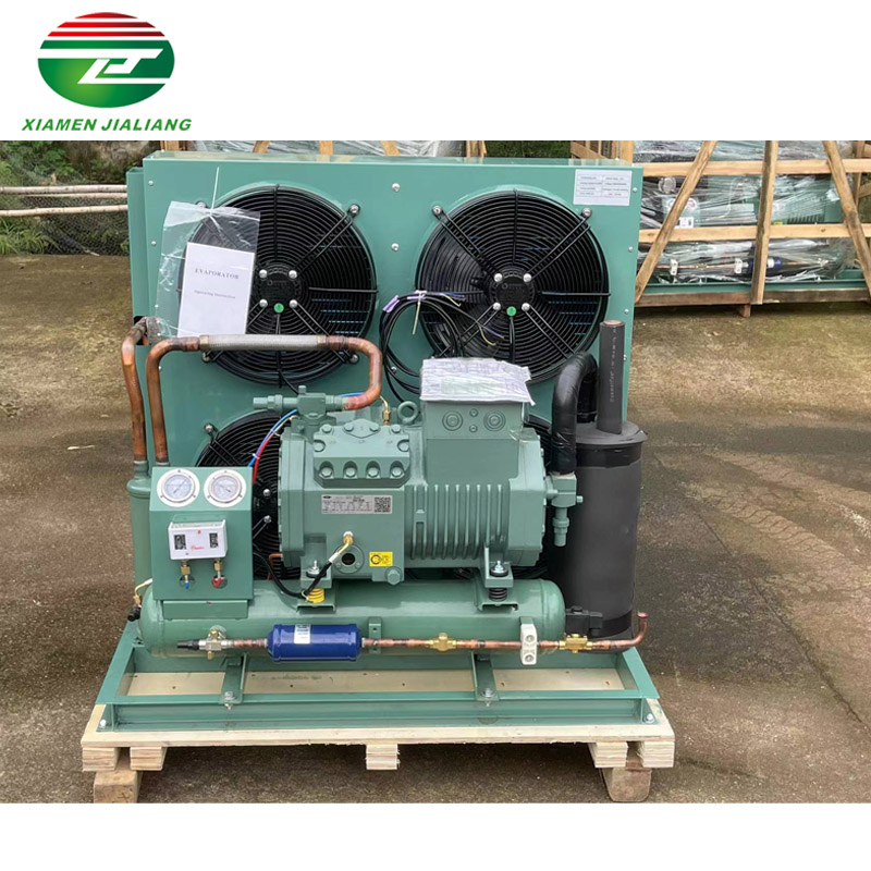 Stable operation of condensing unit in low temperature environment